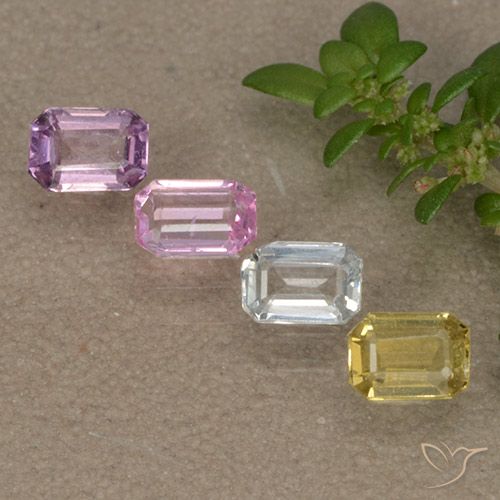 Buy Loose Gemstone Lots in all sizes and colors - GemSelect